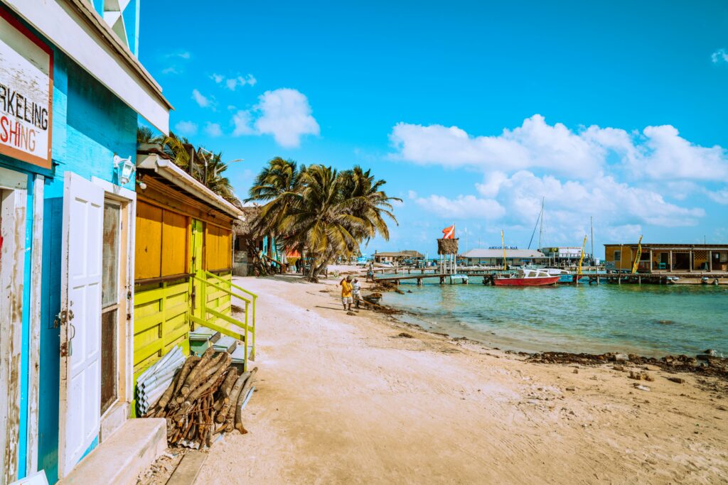 Moving to Belize | Expat Guide